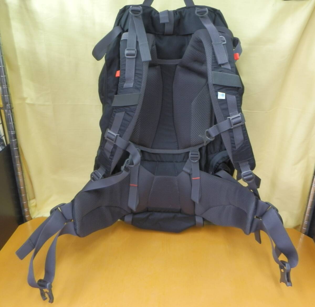 Yahoo!オークション - 3545 Karrimor カリマー flyer 50-65L ブラック...