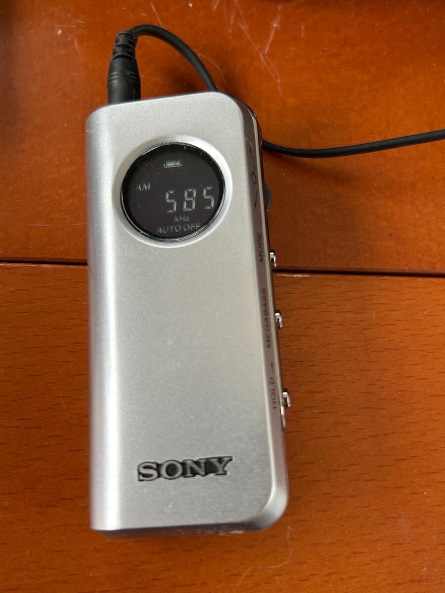 Yahoo!オークション - SONY ソニー ラジオ SRF-M98 シルバー FMステレ...