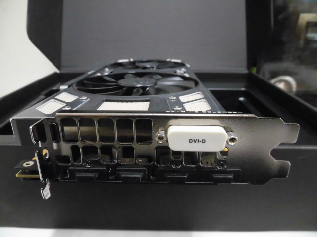 Yahoo!オークション - 現状品 EVGA GE FORCE GTX 1070 08G-P4-6276-KR ...