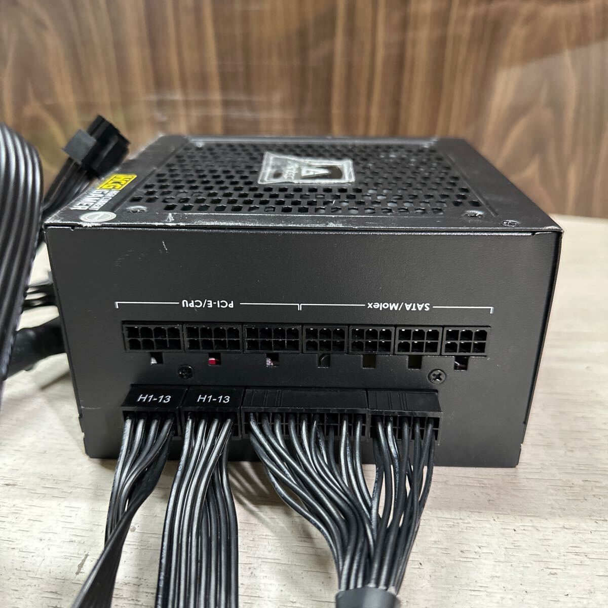 Yahoo!オークション - DB11-113 激安 PC 電源BOX Antec GAMER750 HCG75...