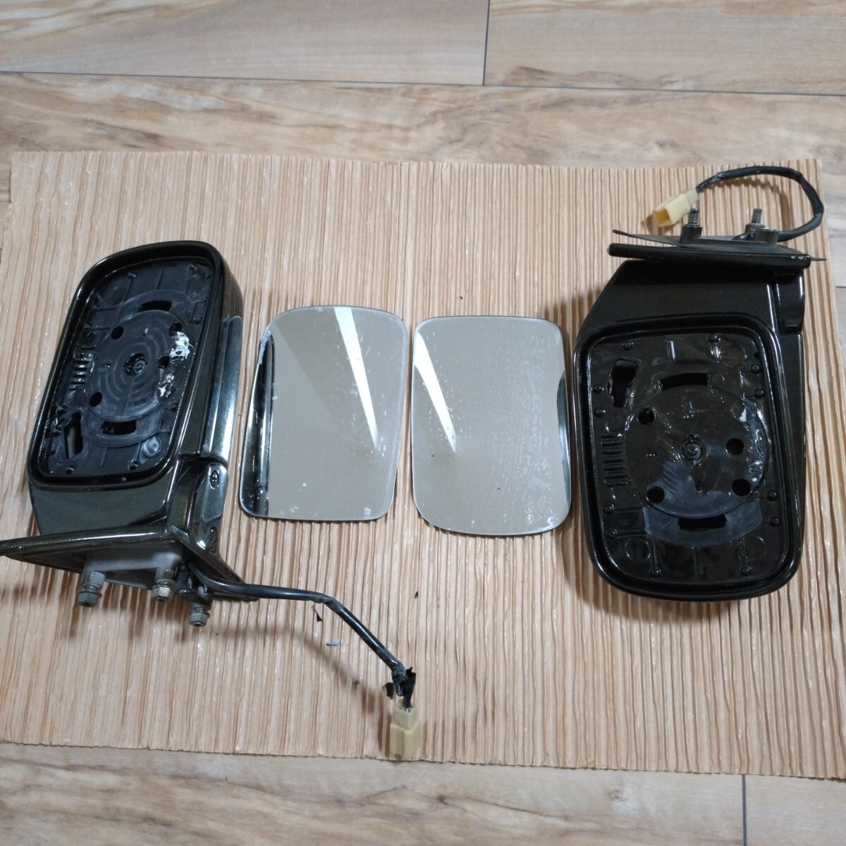 Yahoo!オークション - l70vミラ tr-xx クオーレ ドアミラー 電動ミラー...