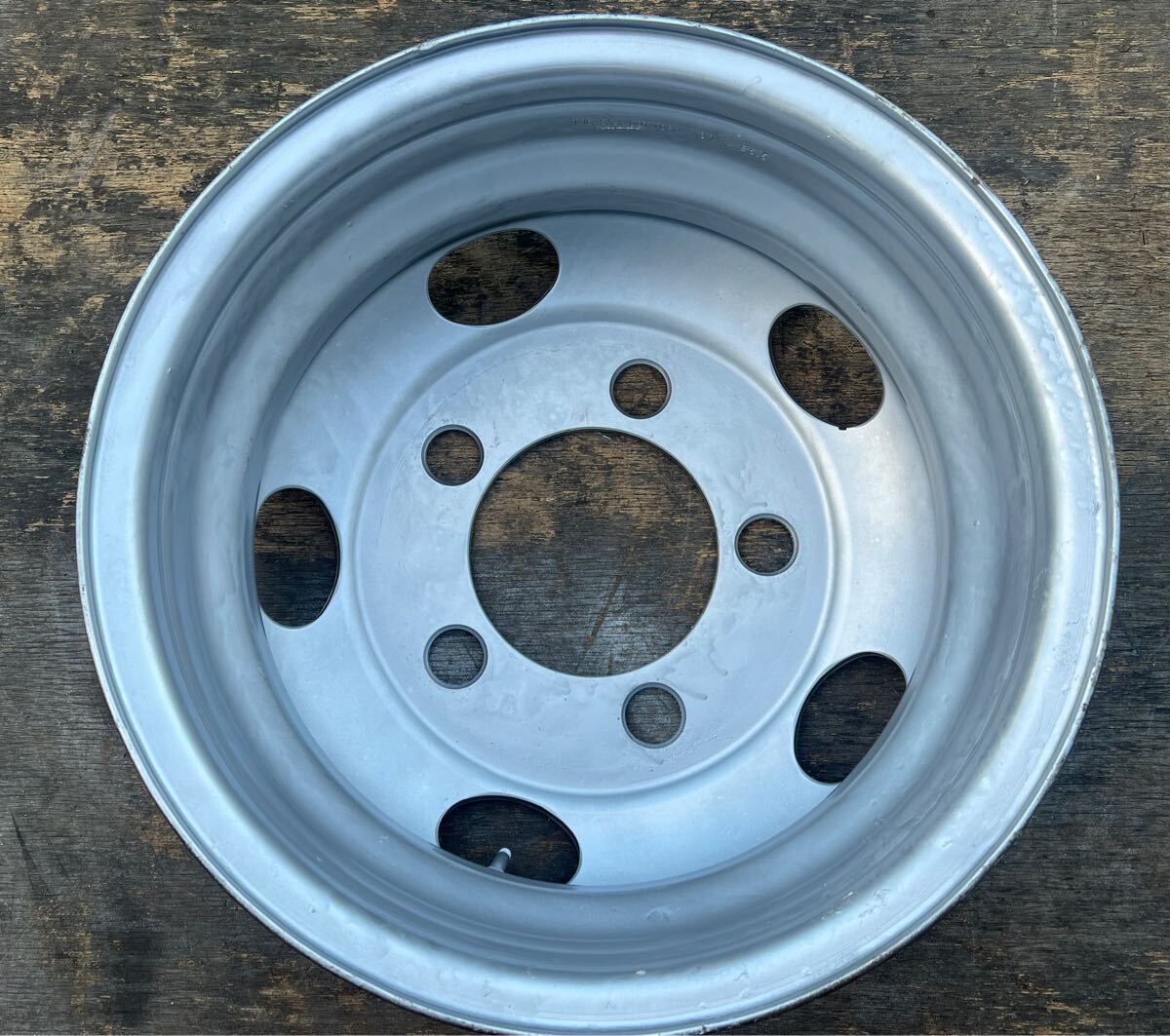 Yahoo!オークション - スチール ホイール TFAC 16×5.5K 5穴 日野 デュ...