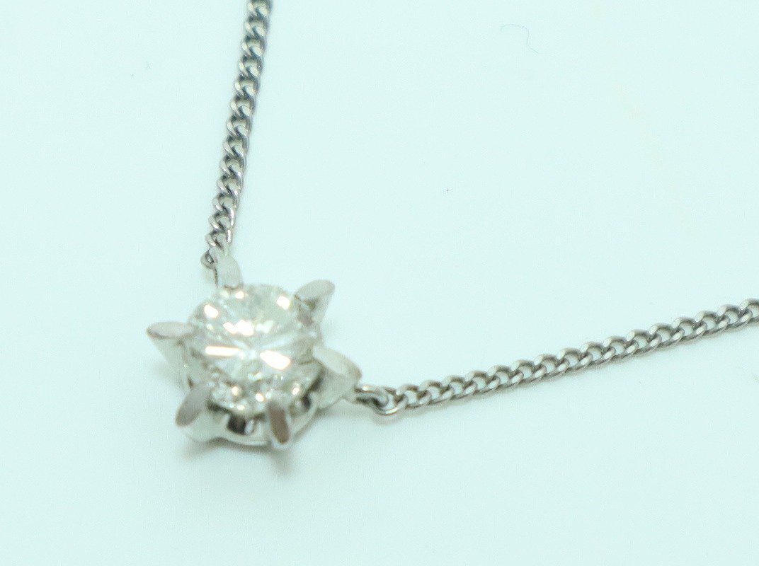 Yahoo!オークション - Pt850 Pt900台 0.56 刻印 ダイヤ プラチナ ネッ...