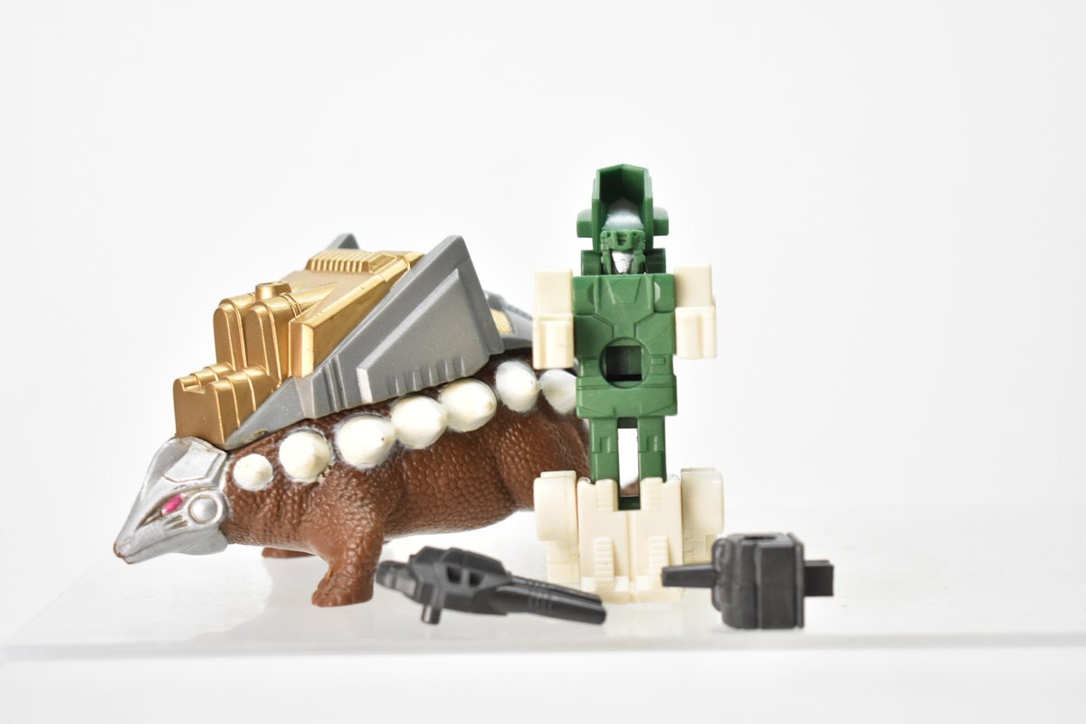 Yahoo!オークション - 旧タカラ トランスフォーマー G1 D-323 ガイリュ...