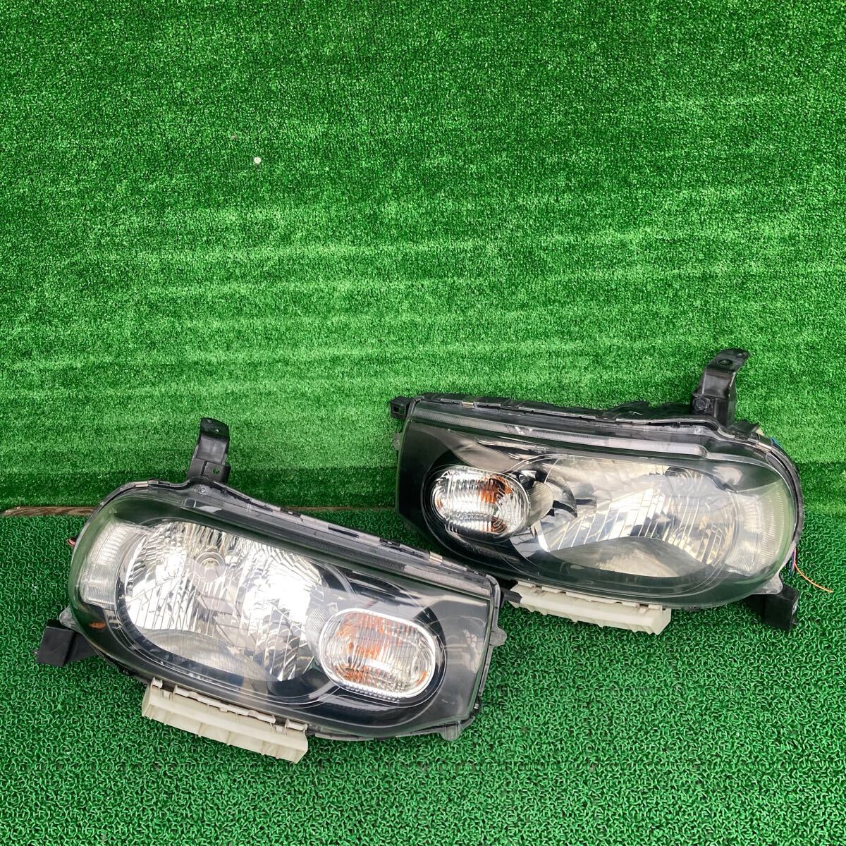 Yahoo!オークション - 日産 キューブ Z12 純正 ヘッドライト NZ12 [FZ1...