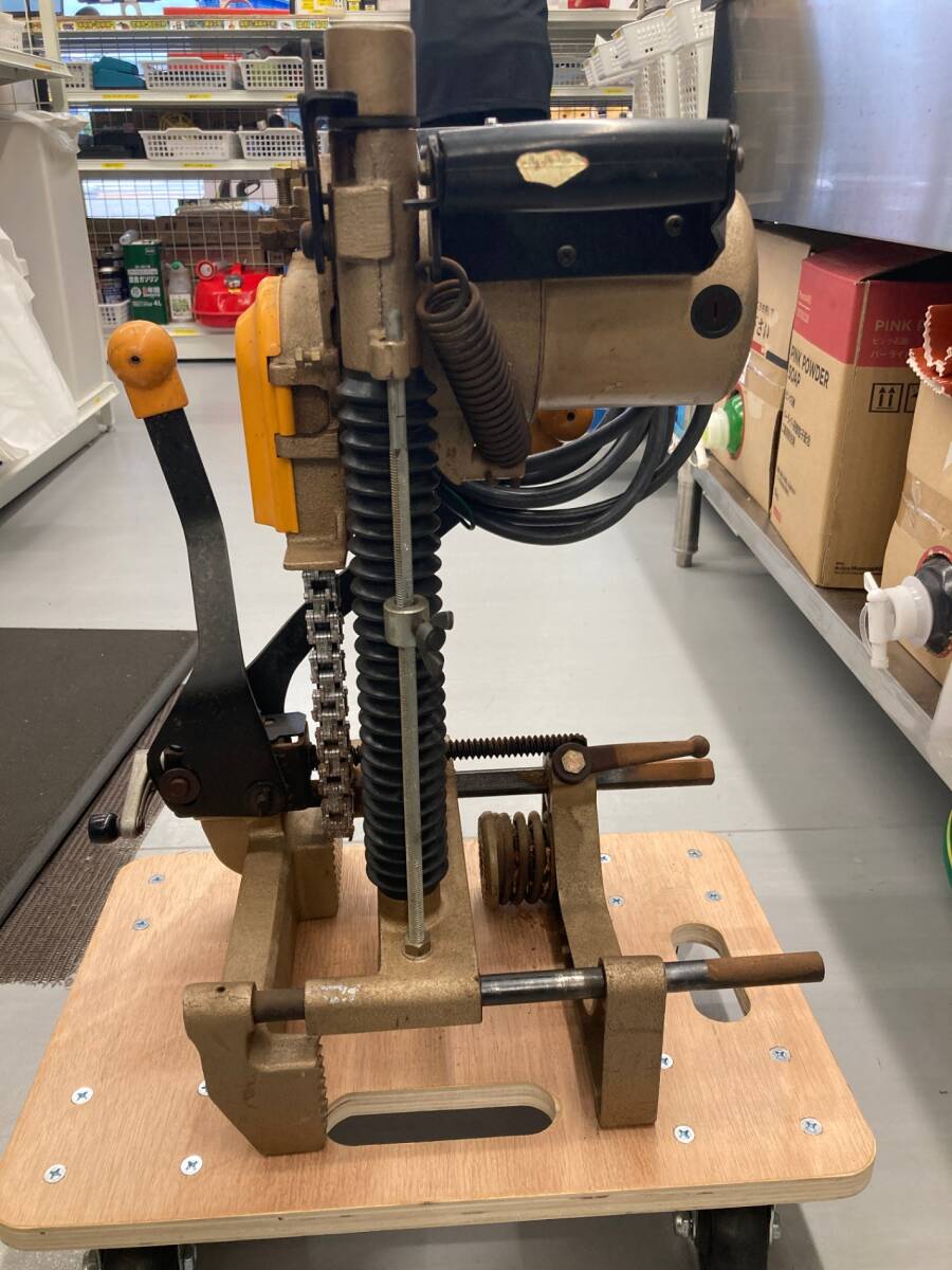 Yahoo!オークション - 【0926】makita チェーンノミ 7104 ITQUSGXYGU90