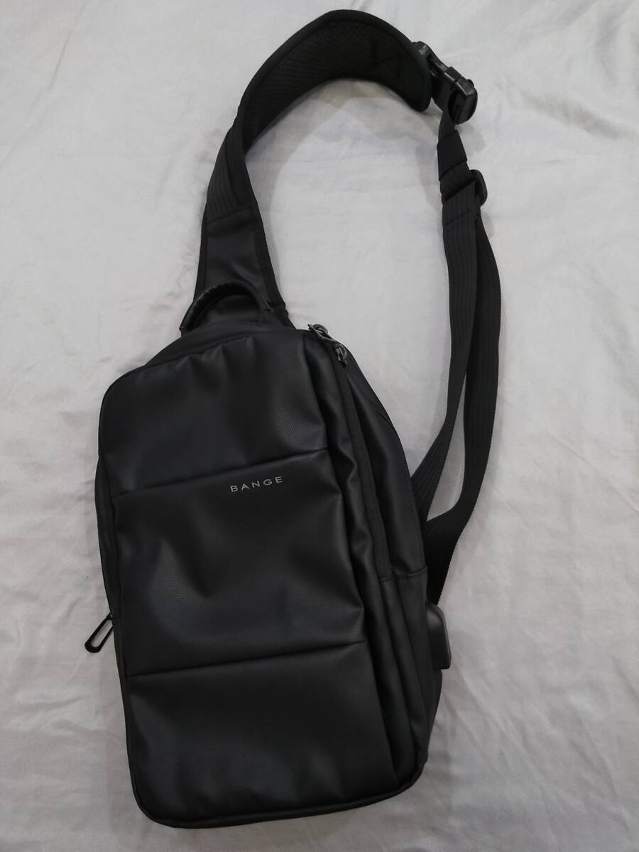 Yahoo!オークション - BANGE バンゲ ボディーバッグ ブラック 01