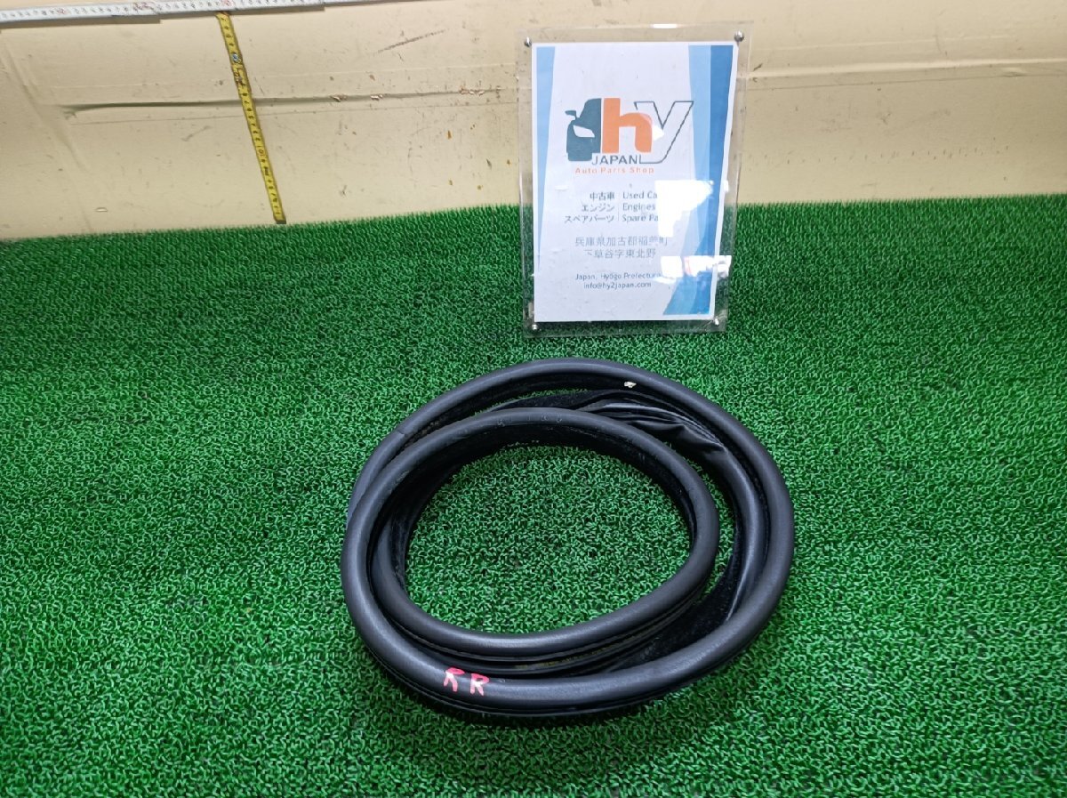 Yahoo!オークション - ジャガー 右 リアドアウェザ―ストリップ XF CBA...