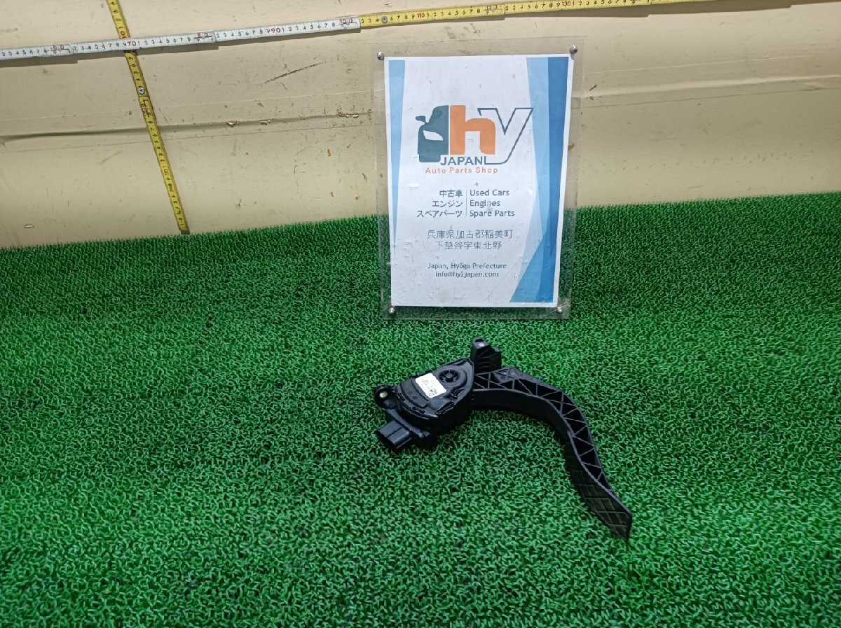 Yahoo!オークション - アウディ アクセルペダル A4アバント ABA-8KCDH ...