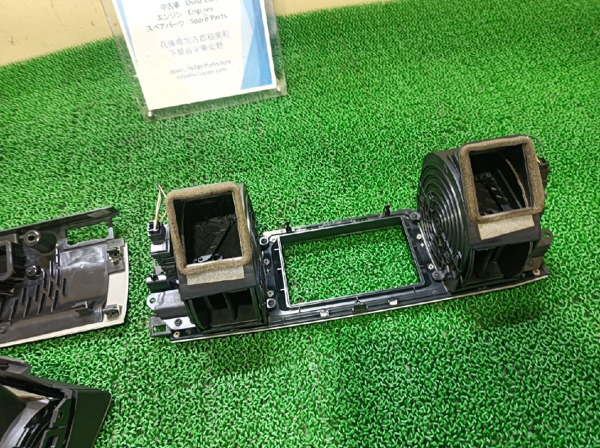 Yahoo!オークション - ジャガー エアコン吹き出し口 XF CBA-J05FA 2011...