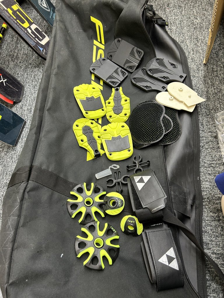 Yahoo!オークション - 【155426】スキー板 FISCHER 86 GT RC NOE フィ...