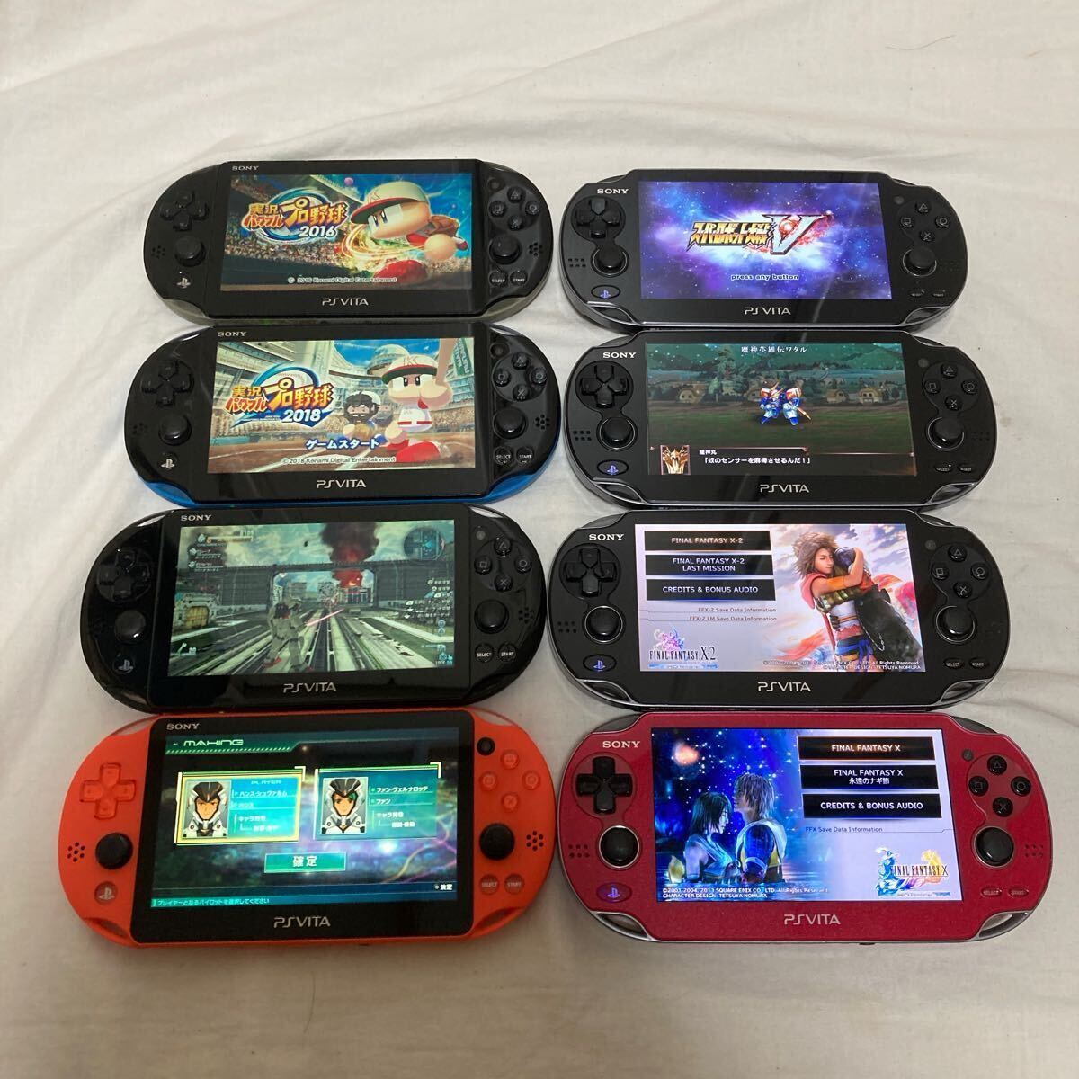 Yahoo!オークション - PS Vita 8台セット PCH-2000 4台 PCH-1100 3台 P...