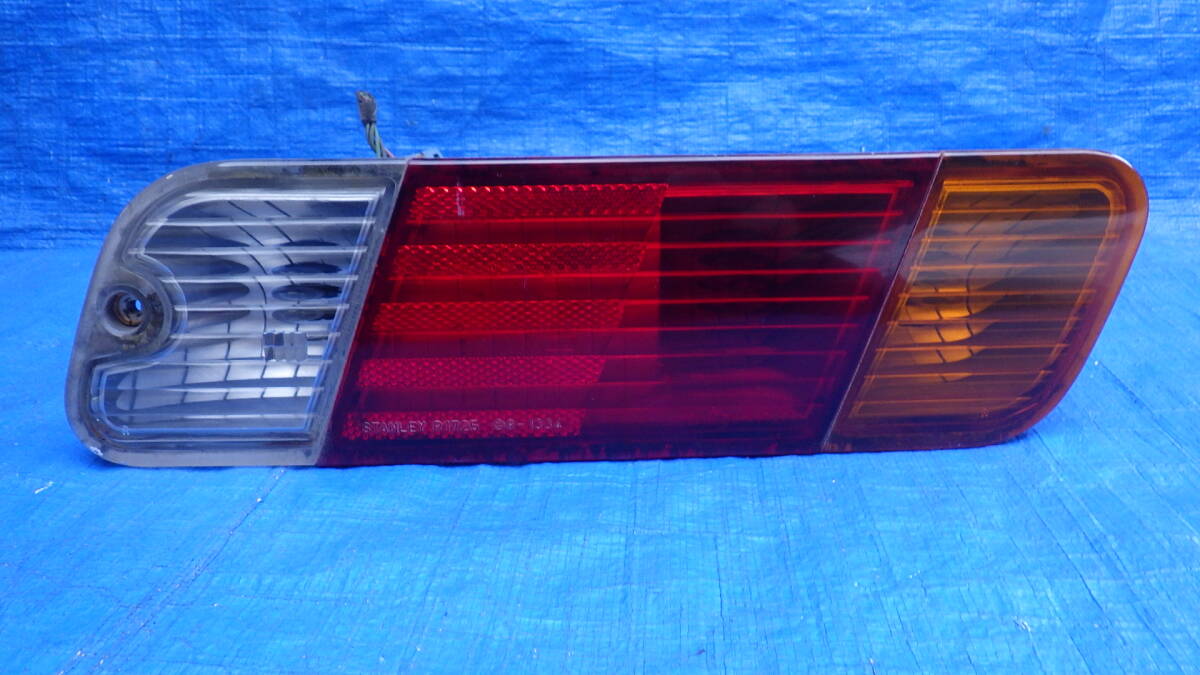 三菱 ミニキャブ U62T 右 テールランプ STANLEY R1725 テールライト U61Tにも 管K1115-7(テールライト)｜売買されたオークション情報、yahooの商品情報を ...