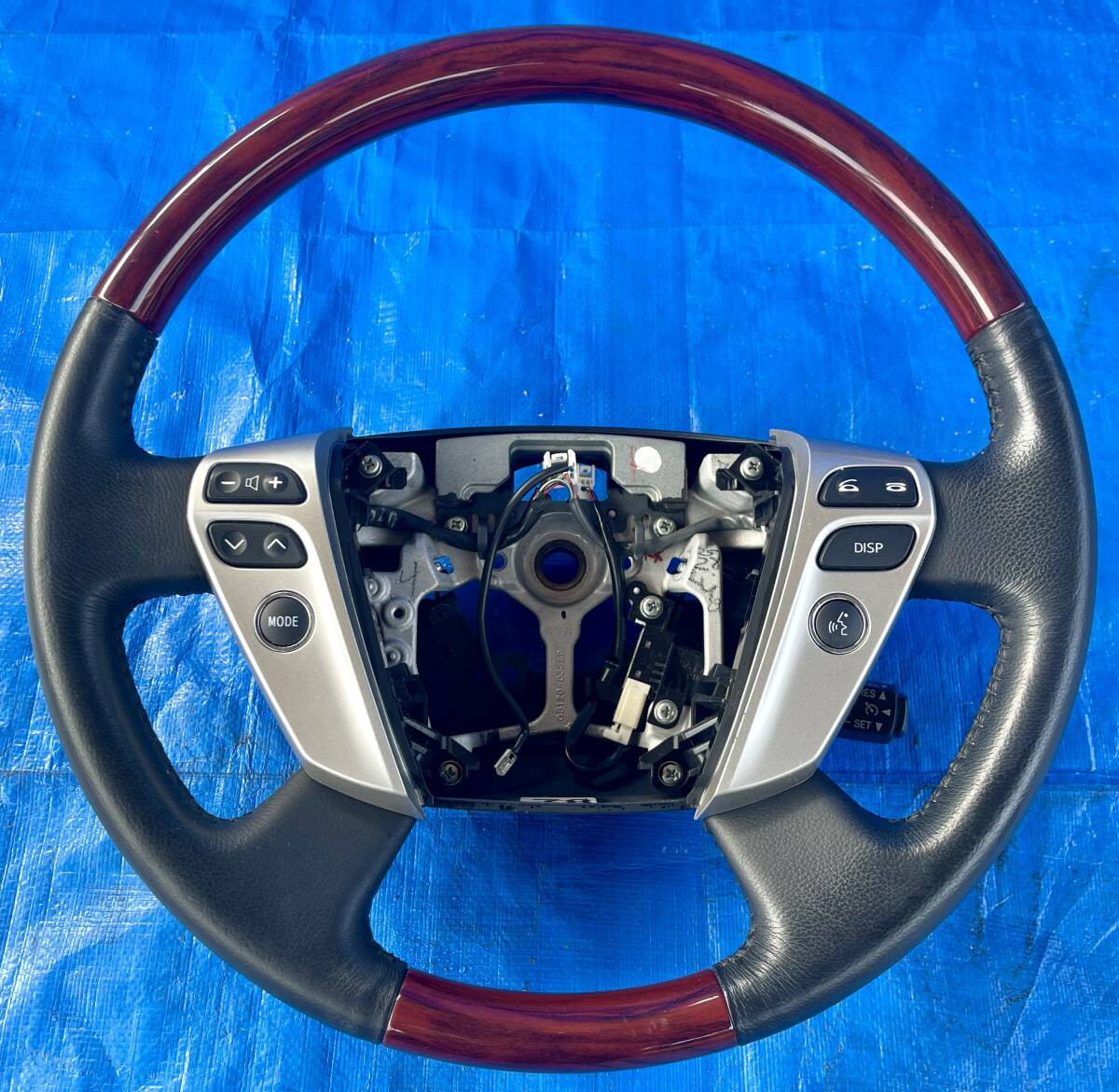 Yahoo!オークション - トヨタ クラウン GRS202 ステアリング ウッド