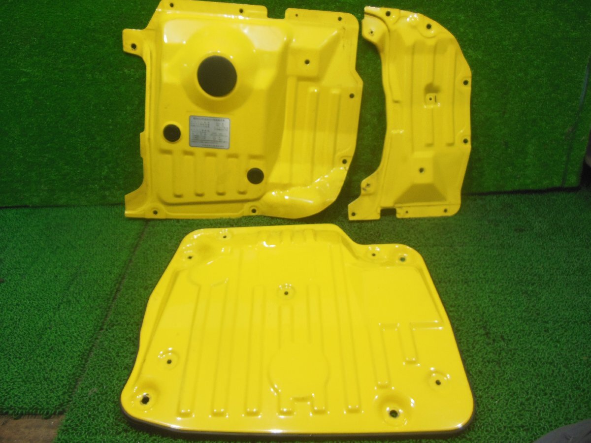 送料込沖縄＆離島除く 241006 Z【H5 ビート PP1 】純正 エンジンフード Y53 自動車、オートバイ