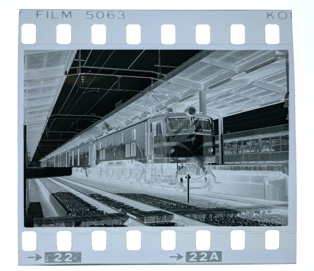 Yahoo!オークション - 35ミ白黒ネガ10枚 EF58・EF65・EF...