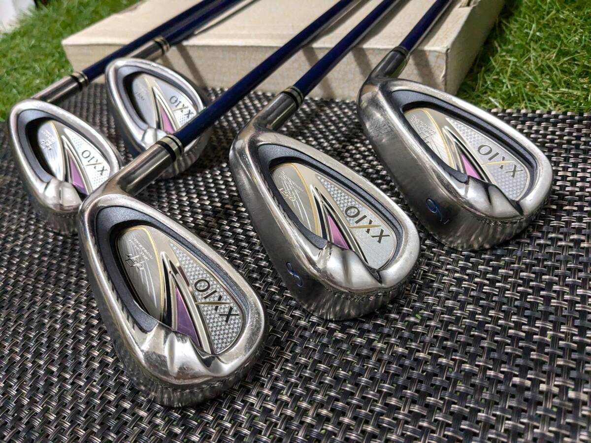 Yahoo!オークション - DUNLOP XXIO8 L レディース アイアン × 希少フ...