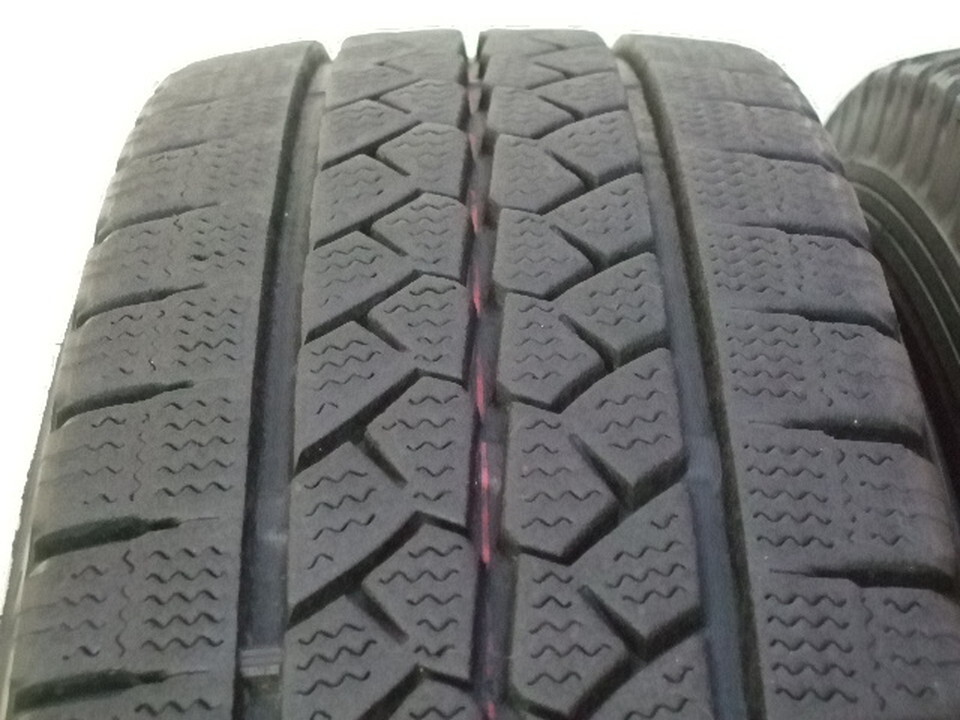Yahoo!オークション - ブリヂストン BLIZZAK VL1 195/80R15 107/105L L...