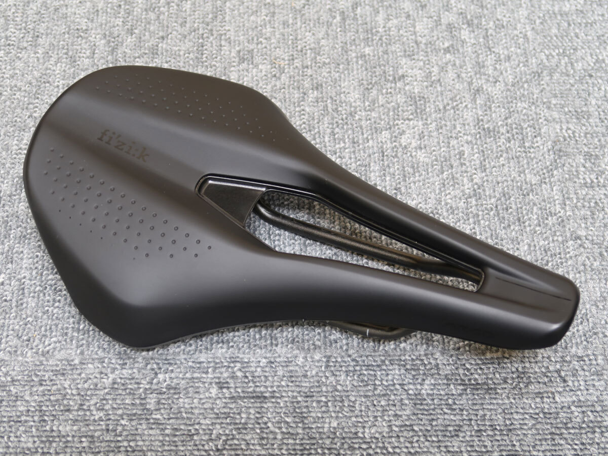 fizik フィジーク TEMPO ARGO R3 サドル幅150mm(フィジーク)｜売買されたオークション情報、yahooの商品情報をアーカイブ公開 - オークファン（aucfan.com）