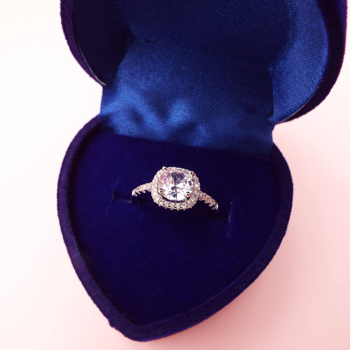 Yahoo!オークション - S925 モアサナイト 1ct ラウンドブリリアントリ...