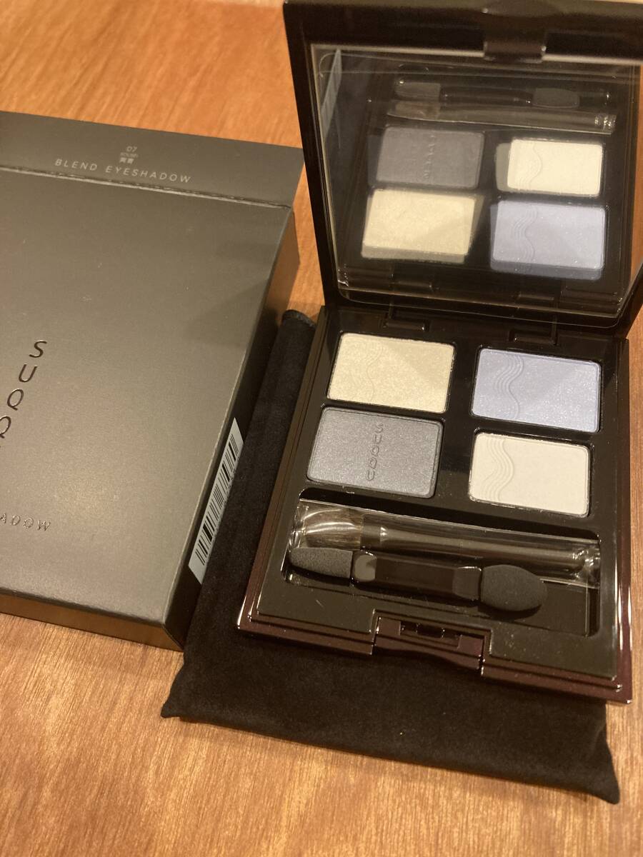 Yahoo!オークション - 新品未使用 SUQQU スック ブレンド アイシャドウ...