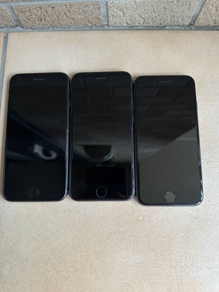 Yahoo!オークション - iPhone8 3台セット ⑤