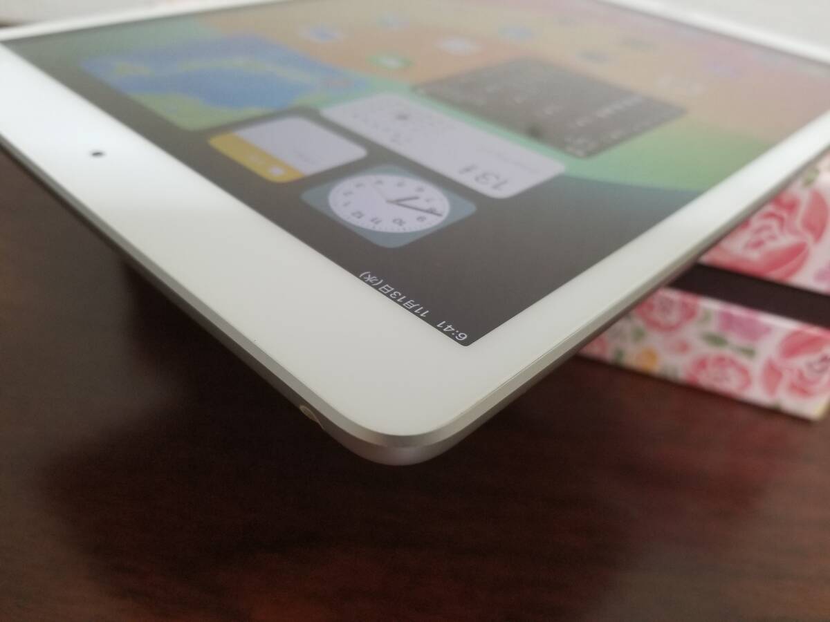 Yahoo!オークション - E62 超美品 iPad 第8世代 10.2inch A12 3GB 32GB...