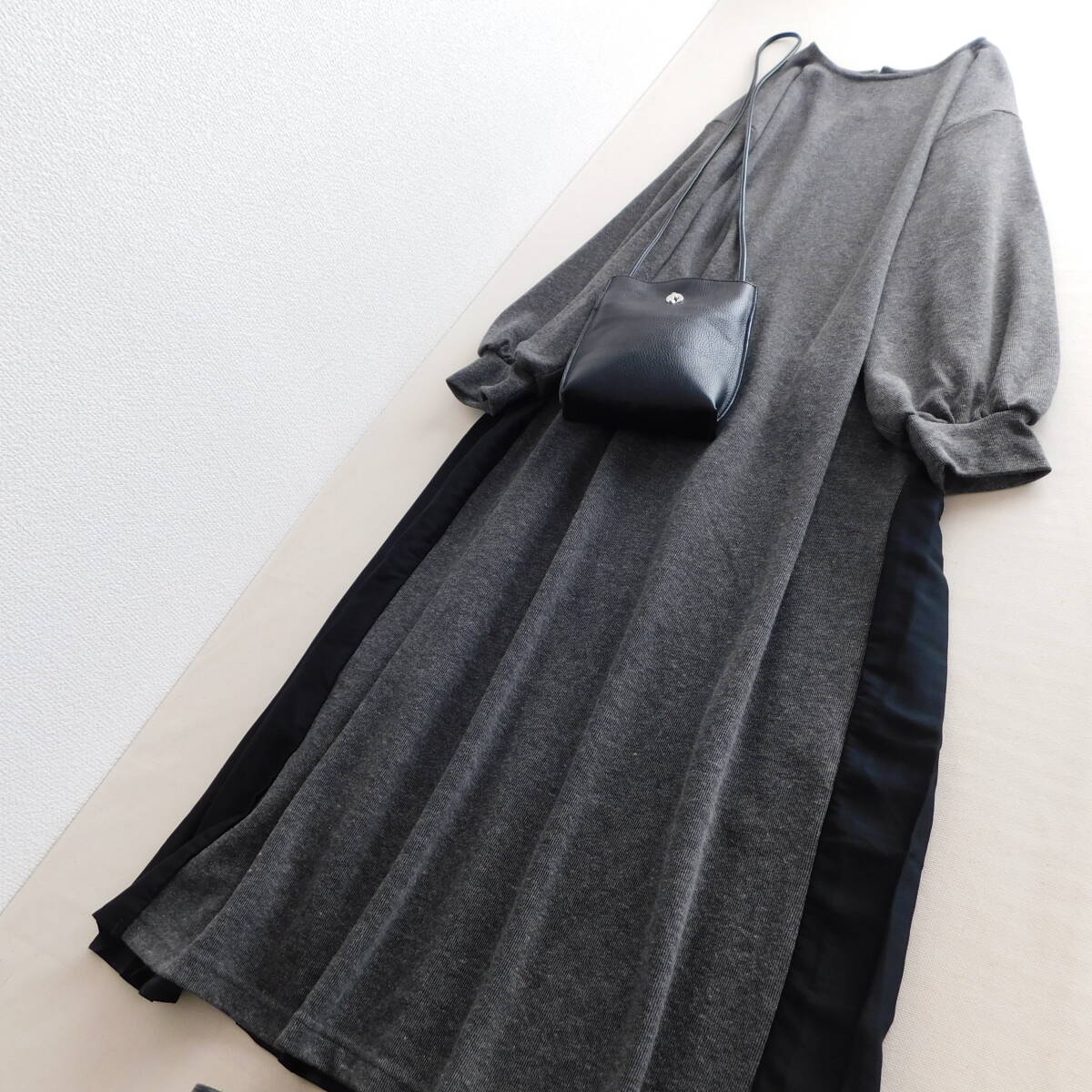 Yahoo!オークション - フェリシモ 1回着 ワンピース ロング Z959