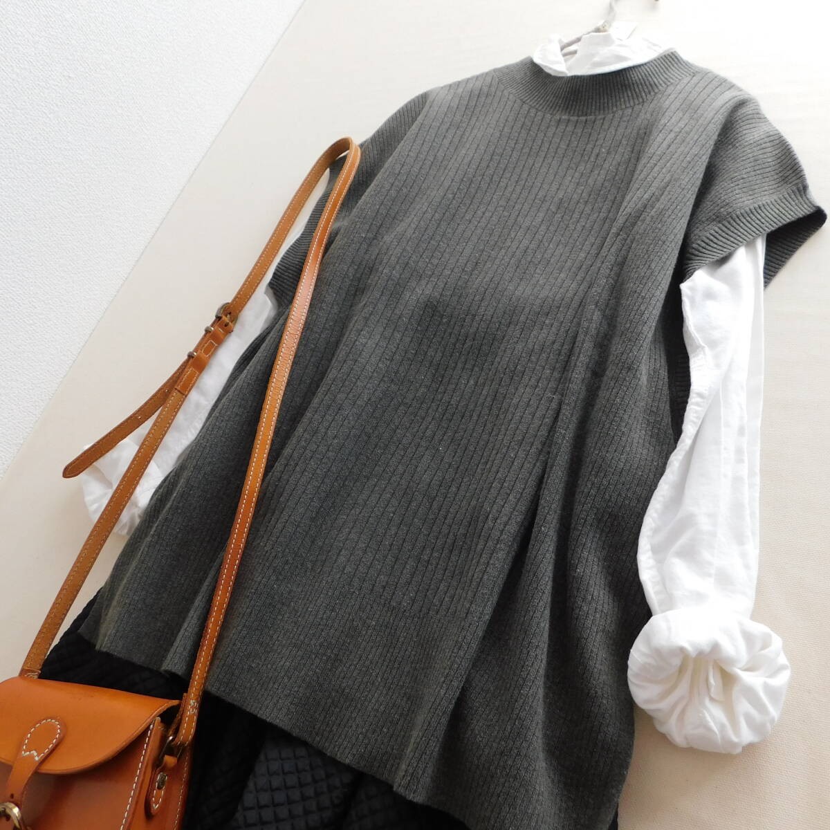 Yahoo!オークション - 【新品】Te chichi テチチ ニットベスト a184