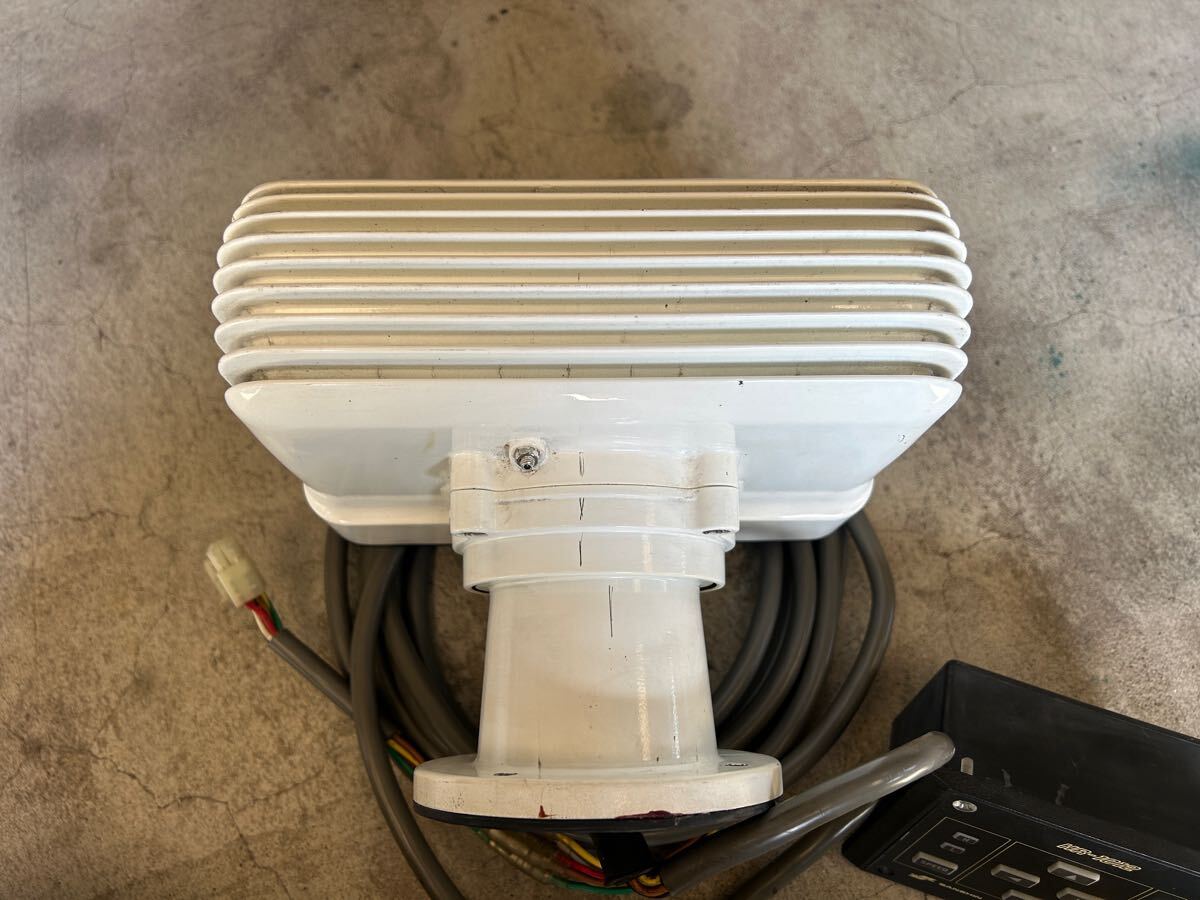 Yahoo!オークション - 三信船舶電具 ハロゲンサーチライト HR-1012U 12...