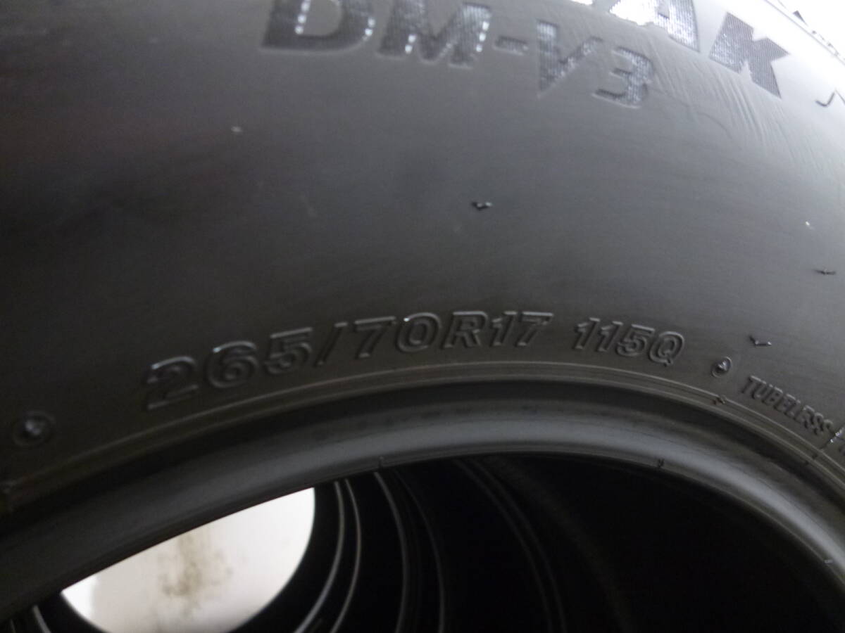 @翌日発送@ 265/70R17 BS BLIZZAK DM-V3 4本 F12092(中古)｜売買されたオークション情報、yahooの商品情報をアーカイブ公開 - オークファン（aucfan ...