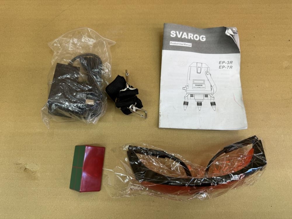 Yahoo!オークション - 010 おすすめ商品 SVAROG 墨出し器 EP-3R 精度不...