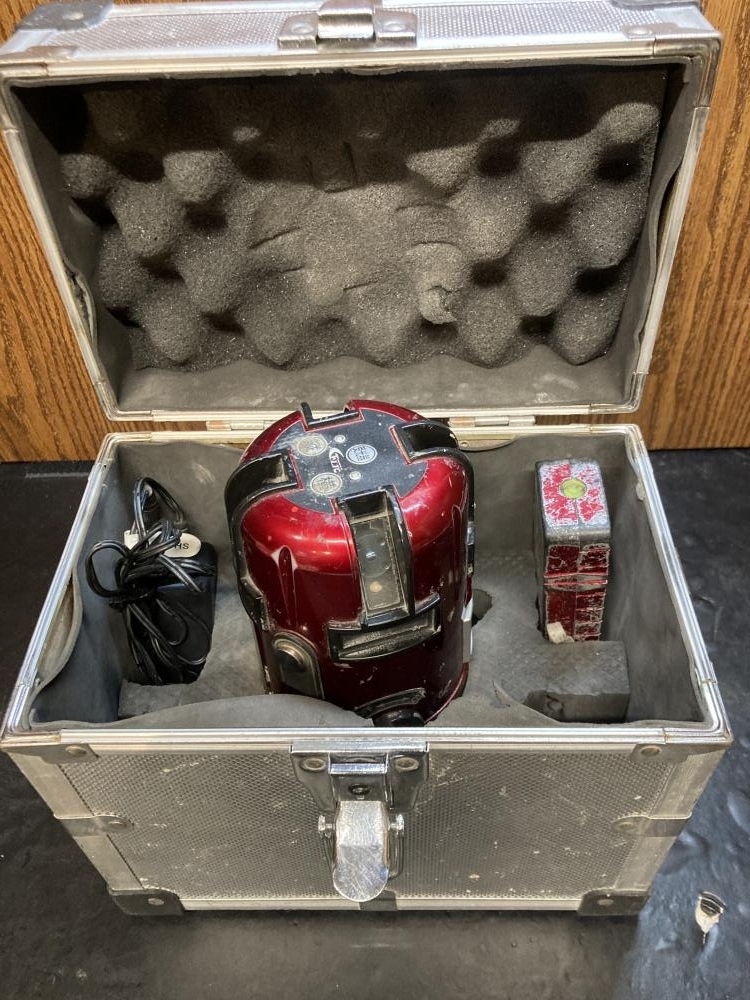 Yahoo!オークション - 020 おすすめ商品 テクノ販売 LTC レーザー墨出...