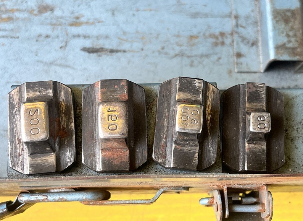 Yahoo!オークション - TAM-20F 手動油圧圧着工具 亀倉精機