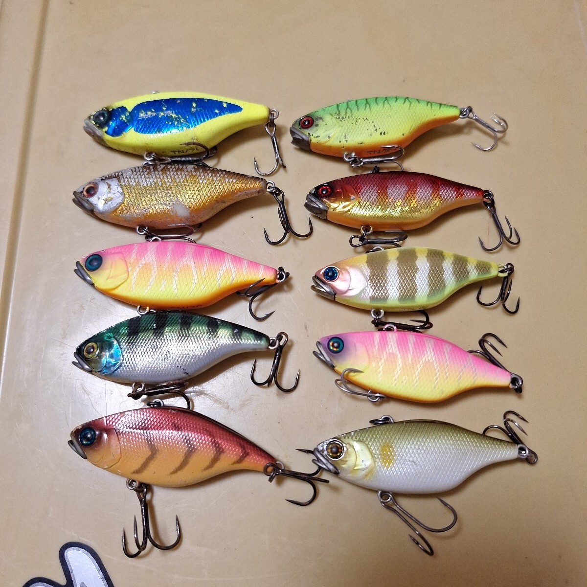 Yahoo!オークション - ジャッカル TNバイブ ルアーセット