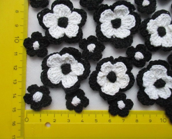 Yahoo!オークション - P41 黒＆白・編み花-41個