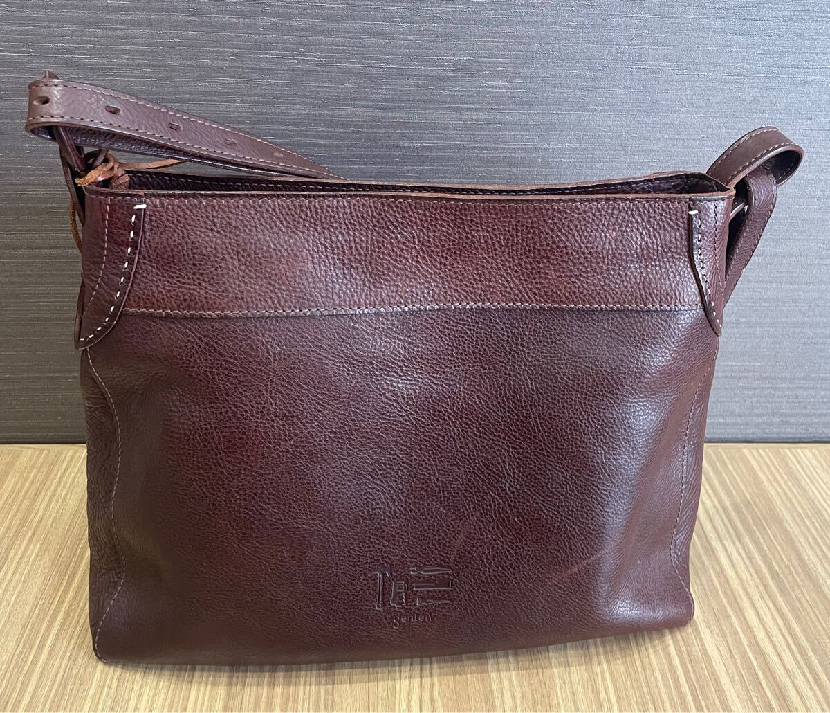 Yahoo!オークション - genten ゲンテン バッグ 肩掛け セミショルダー ...