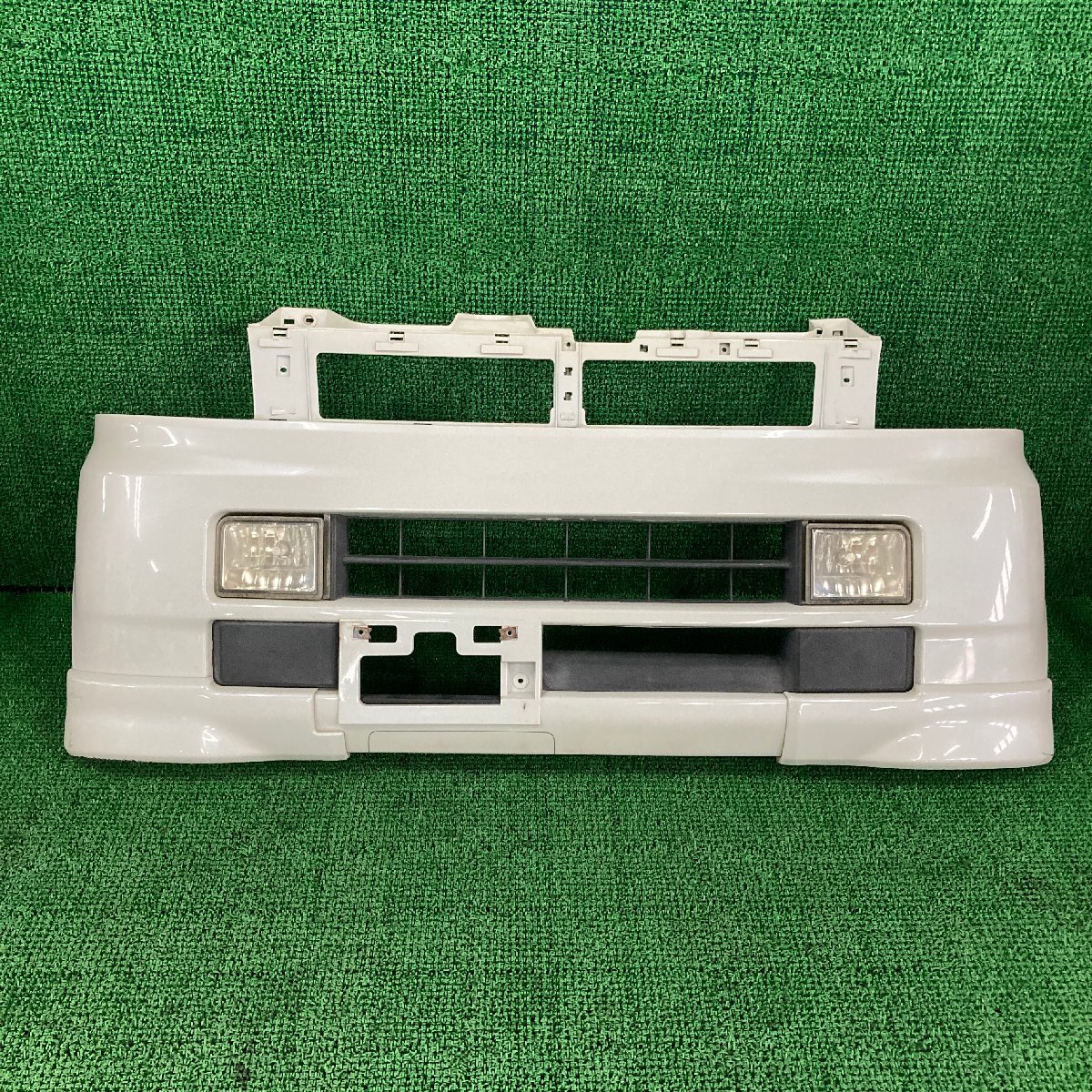 Yahoo!オークション - エブリィ DA64W JP フロントバンパー フォグラ...