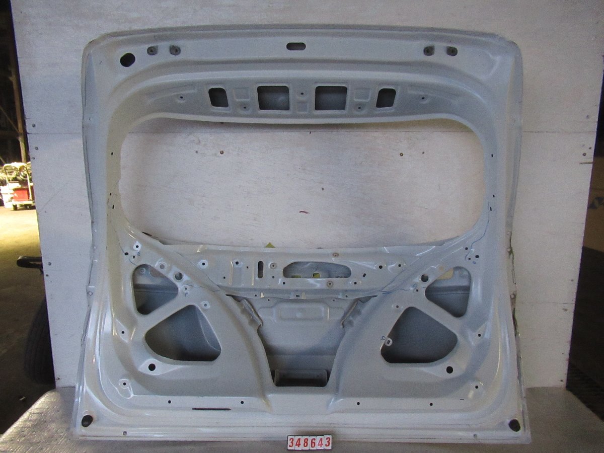 Yahoo!オークション - K.348643 RU1/RU2/RU3/RU4 ヴェゼル/VEZEL リア...