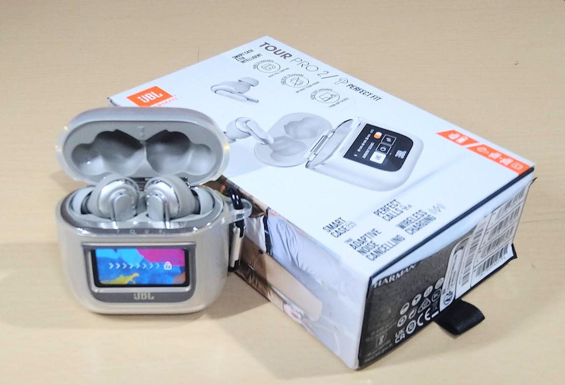 JBL Tour Pro 2 み クリアケース 保護フィルム装着済(JBL)｜売買されたオークション情報、yahooの商品情報をアーカイブ公開 - オークファン（aucfan.com）