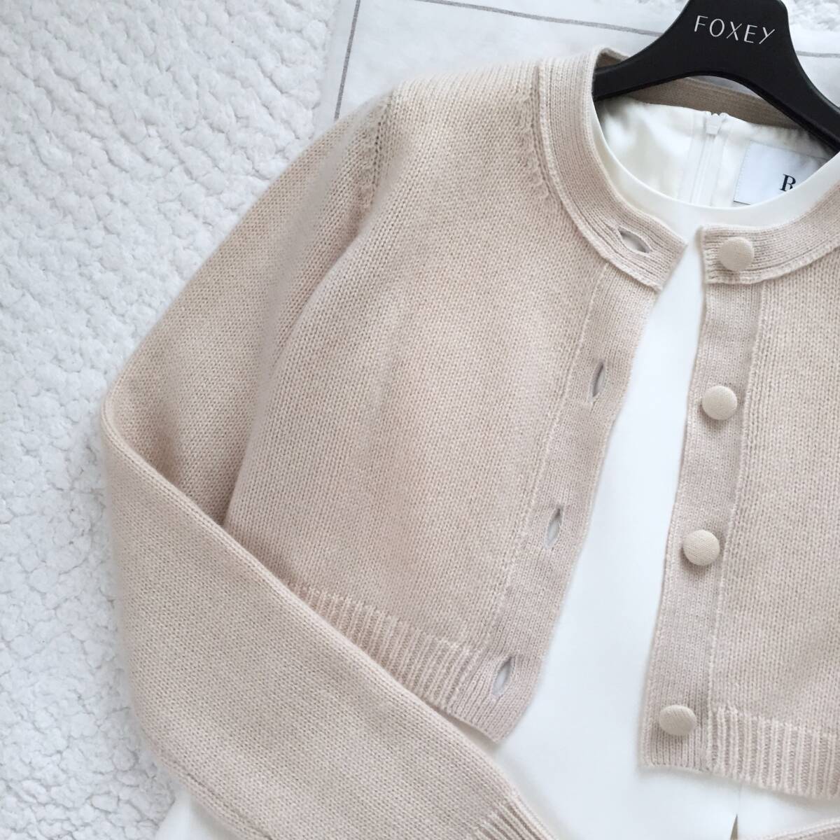 Yahoo!オークション - フォクシー foxey【メルマガ・DM掲載品】カーデ...