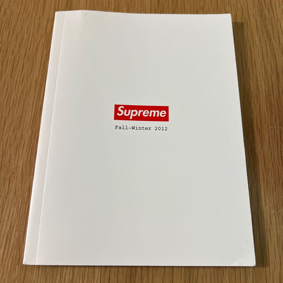 Yahoo!オークション - Supreme 12FW カタログ Book 秋冬コレクション
