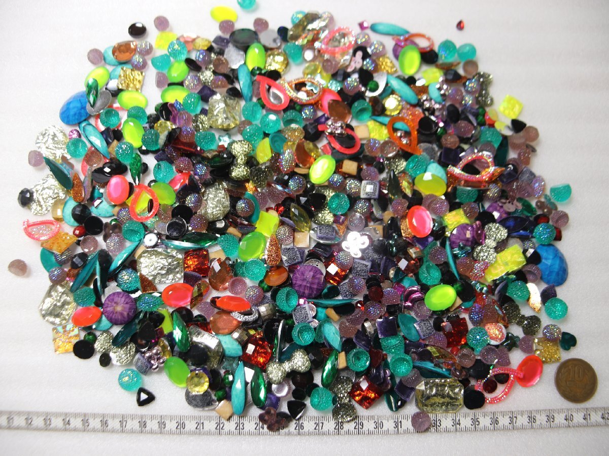Yahoo!オークション - No.6・大量デコパーツ・260g