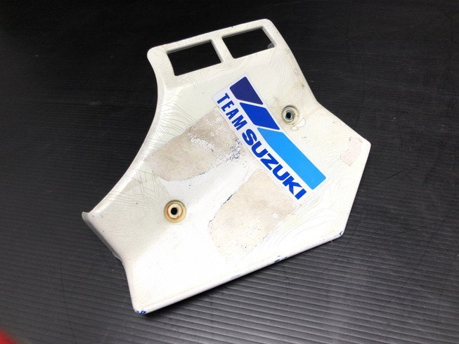 Yahoo!オークション - A593【B】 (1) タンクシュラウド カウル RH250 S...