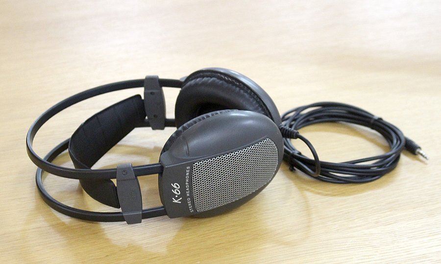 Yahoo!オークション - AKG stereo headphones K66 ステレオ ヘッドホン...