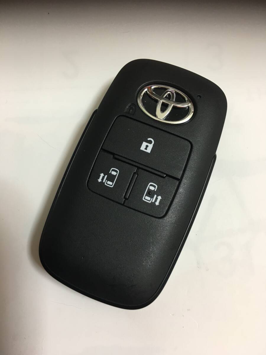 Yahoo!オークション - トヨタ 純正 スマートキー ROOMY ルーミー (5BA-...