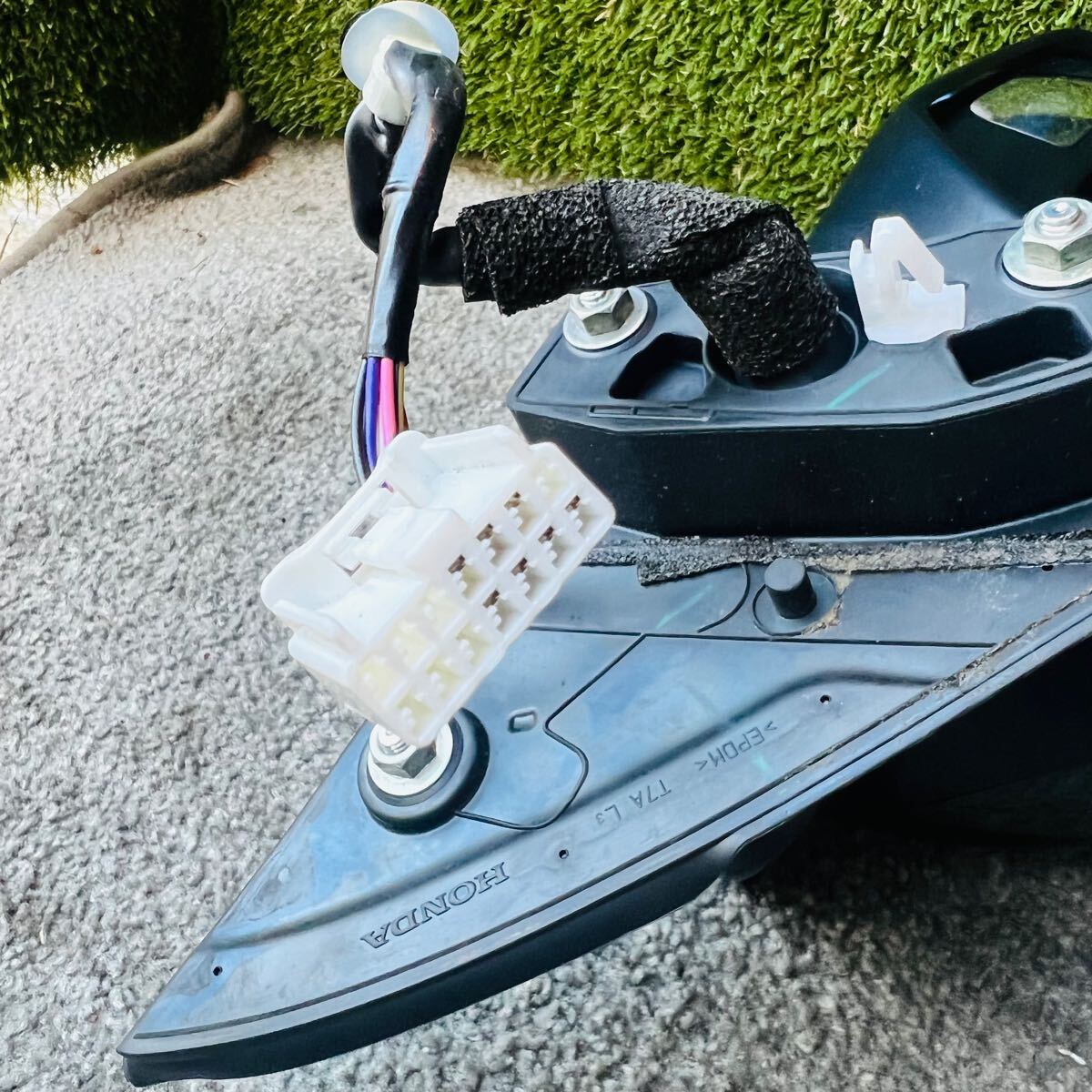 Yahoo!オークション - ヴェゼル RU VEZEL 【《RU3 RU4》】 純正 左ドア...