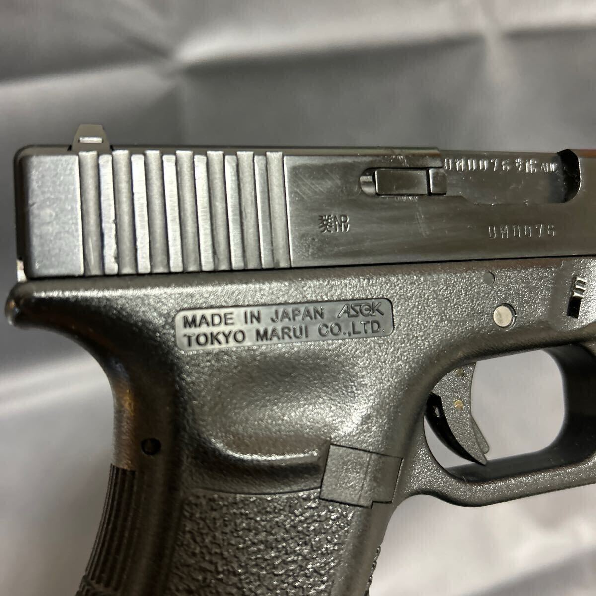 東京マルイ ガスブローバック GLOCK 17 マガジン3本 注入バルブ付き(ガスガン)｜売買されたオークション情報、yahooの商品情報をアーカイブ公開 - オークファン（aucfan.com）