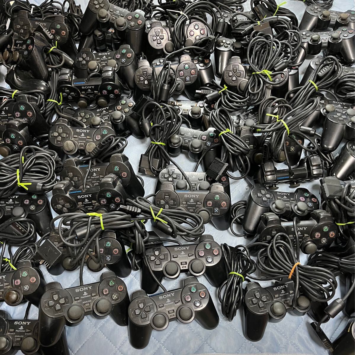 Yahoo!オークション - PlayStation 2コントローラー50個