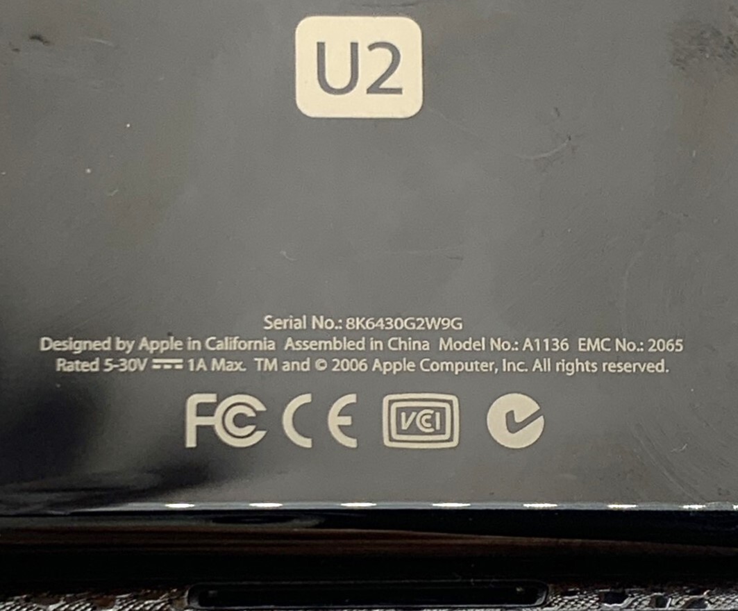 iPod U2 スペシャルエディション A1136 EMC No.2065 ジャンク品(iPod classic)｜売買されたオークション情報、yahooの商品情報をアーカイブ公開 ...
